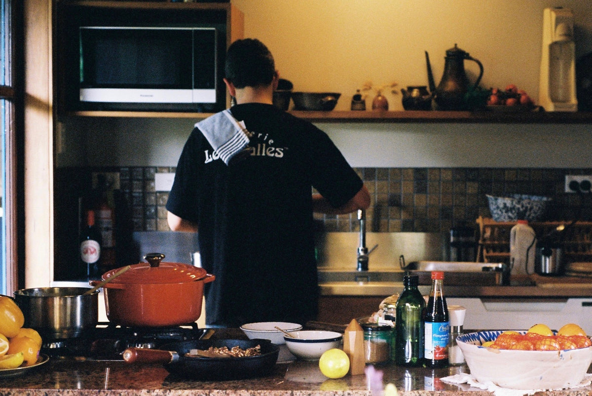 Chicken Fesenjān / Karl Bayly – Petley Store